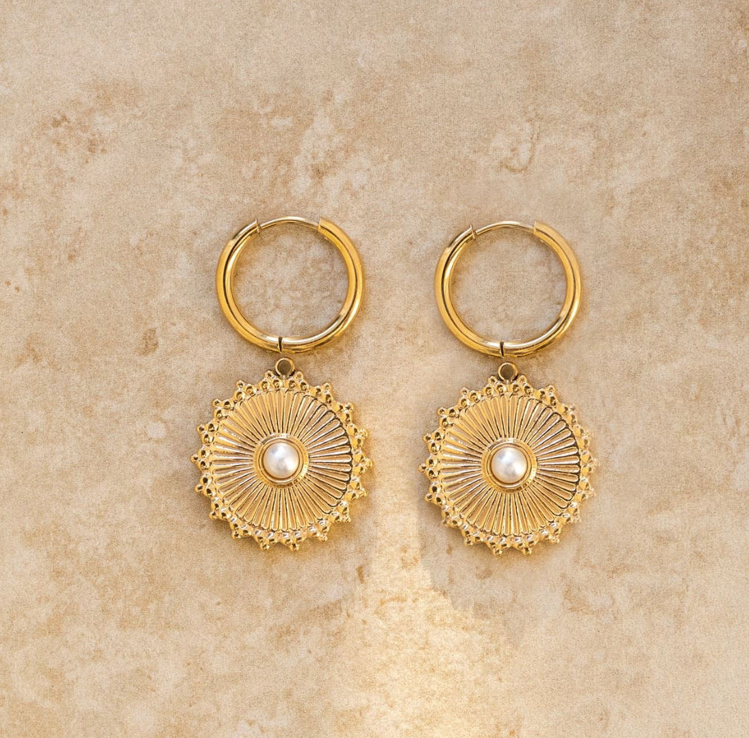 Indigo & Wolfe – grace & maple